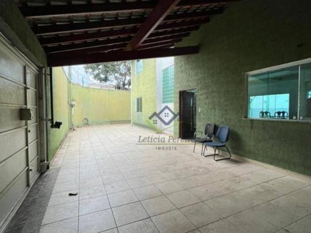 Sobrado com 4 quartos à venda, 332 m² por R$ 980.000 Chácara Faggion Suzano/SP