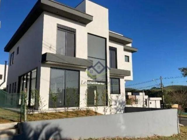 Sobrado com 4 quartos à venda, 342 m² por R$ 2.900.000 Cézar de Souza Mogi das Cruzes/SP