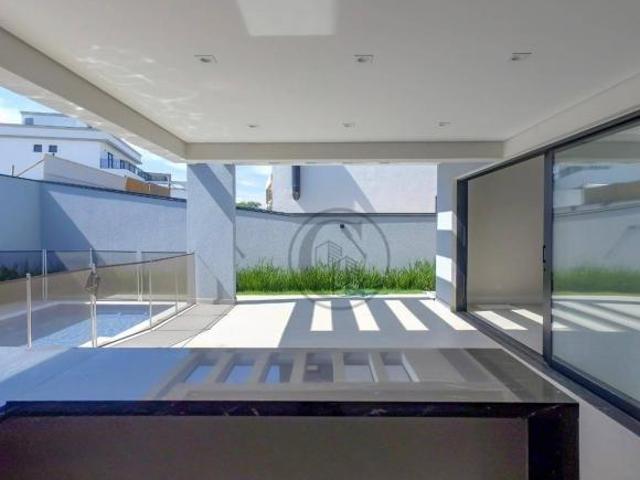 Sobrado com 4 quartos à venda, 370 m² por R$ 3.150.000 Alphaville Nova Esplanada Votorantim/SP