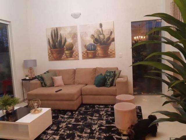 Sobrado com 4 quartos à venda, 385 m² por R$ 1.950.000 Nova Uberlândia Uberlândia/MG