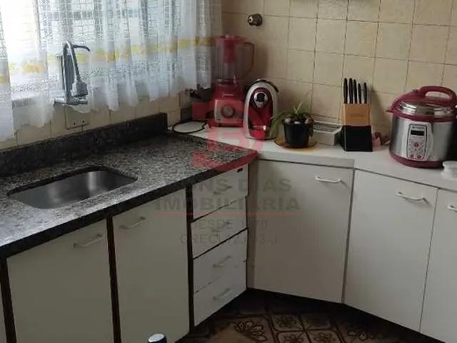 Sobrado com 4 Quartos á Venda, Vila Ré
