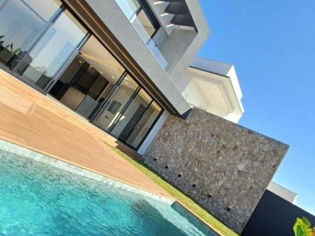 Sobrado com 4 quartos à venda, Condomínio Gávea Paradiso Uberlândia/MG