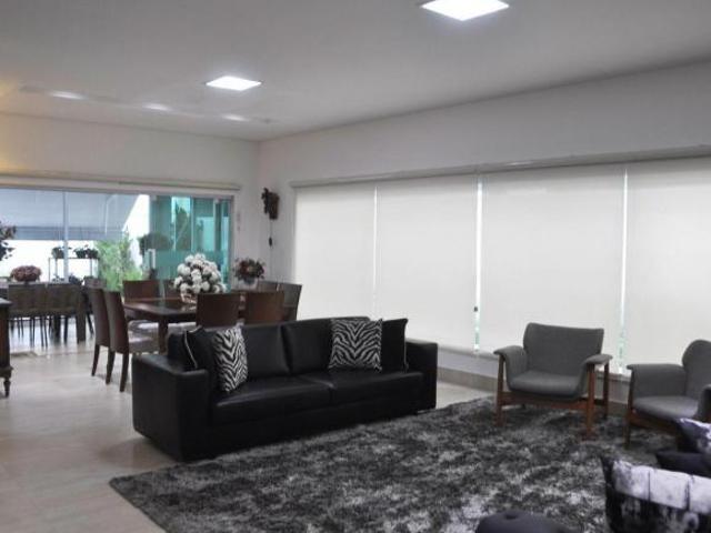Sobrado com 4 quartos à venda, Condomínio Gávea Paradiso Uberlândia/MG