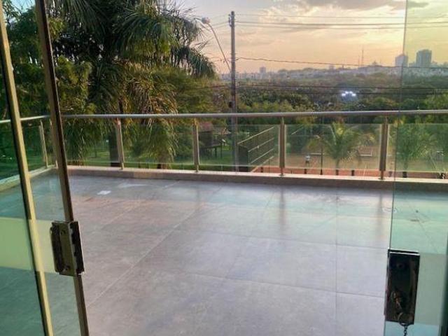 Sobrado com 4 quartos à venda, Condomínio Paradiso Ecológico Uberlândia/MG