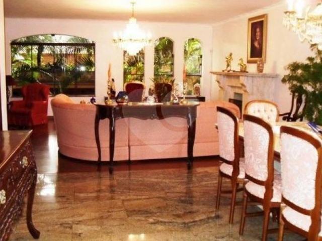 Sobrado com 4 quartos à venda em Vila albertina SP