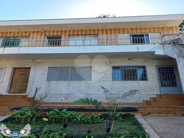 Sobrado com 4 quartos à venda em Vila amélia SP