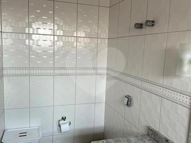 Sobrado com 4 quartos à venda em Vila bertioga SP