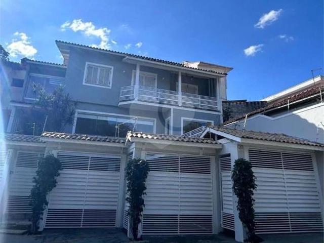 Sobrado com 4 quartos à venda em Vila irmãos arnoni SP