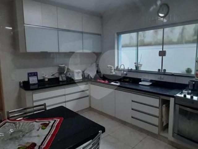 Sobrado com 4 quartos à venda em Vila lúcia SP