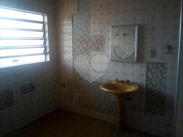 Sobrado com 4 quartos à venda em Vila leonor SP