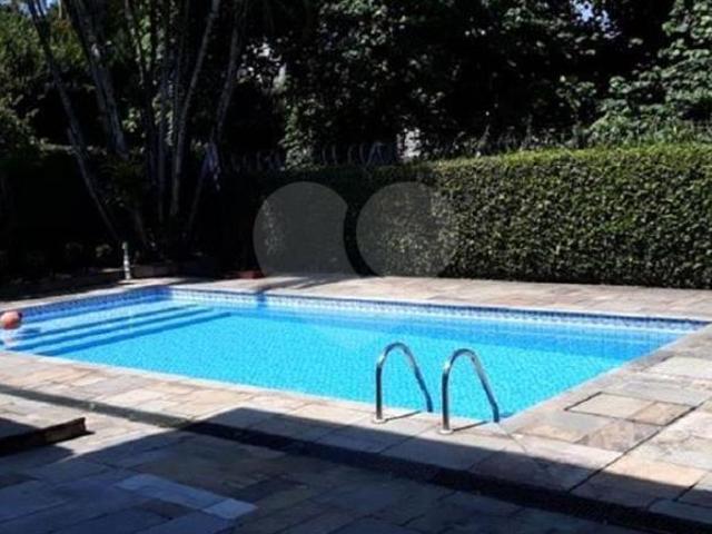 Sobrado com 4 quartos à venda em Vila Rosália SP