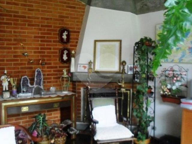 Sobrado com 4 quartos à venda em Vila Suzana SP