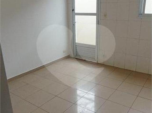 Sobrado com 4 quartos à venda em Vila valença SP