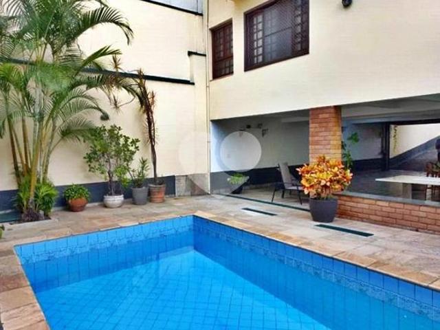 Sobrado com 4 quartos à venda em Água fria SP