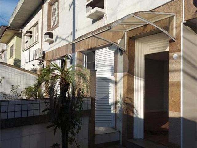 Sobrado com 4 quartos à venda em Aparecida SP