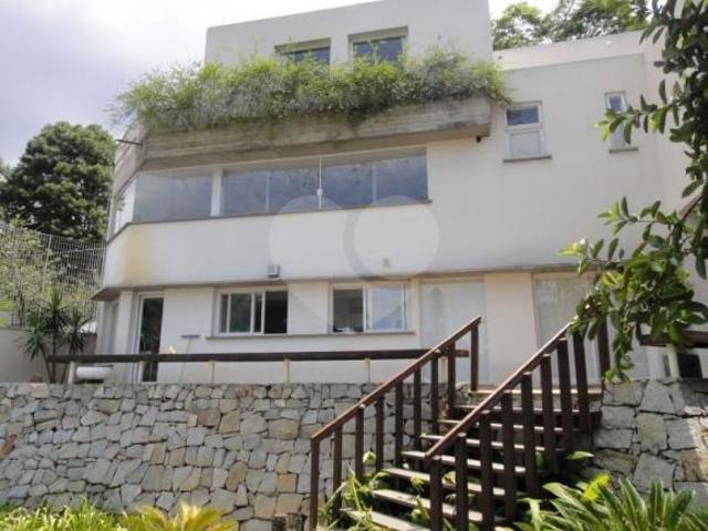 Sobrado com 4 quartos à venda em Barro branco zona norte SP