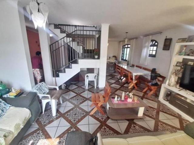 Sobrado com 4 quartos à venda em Boqueirão SP