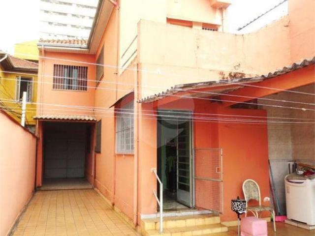 Sobrado com 4 quartos à venda em Cambuci SP