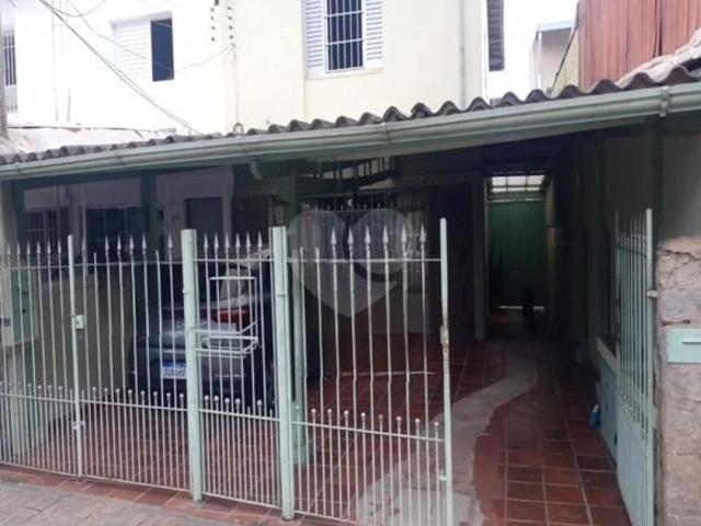 Sobrado com 4 quartos à venda em Carandiru SP