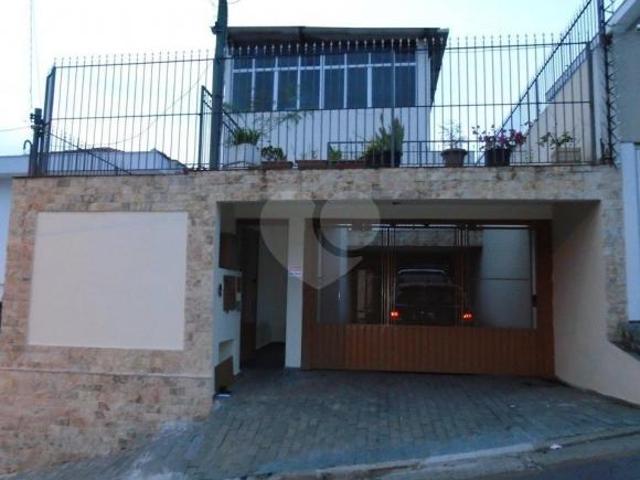 Sobrado com 4 quartos à venda em Chora menino SP