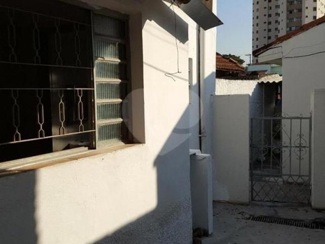 Sobrado com 4 quartos à venda em Chora menino SP