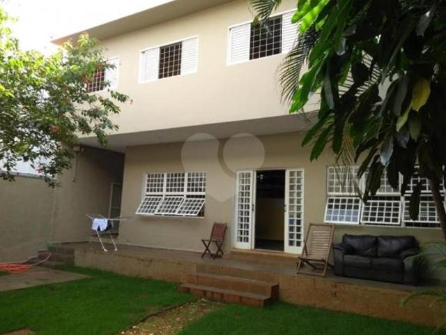 Sobrado com 4 quartos à venda em Cidade Jardim SP