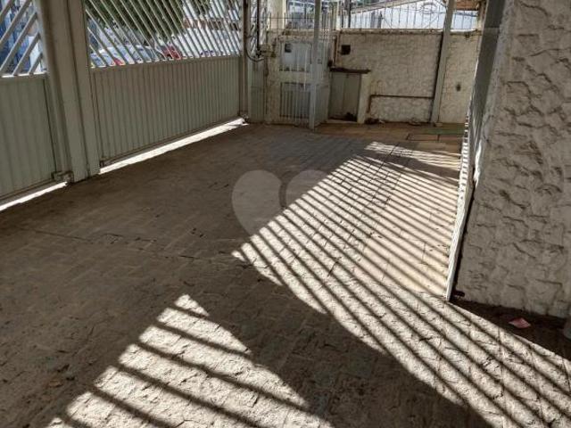 Sobrado com 4 quartos à venda em Ferreira SP