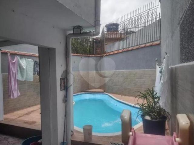 Sobrado com 4 quartos à venda em Jardim catanduva SP