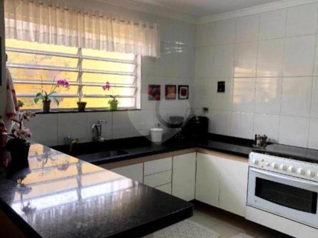 Sobrado com 4 quartos à venda em Jardim campo limpo SP