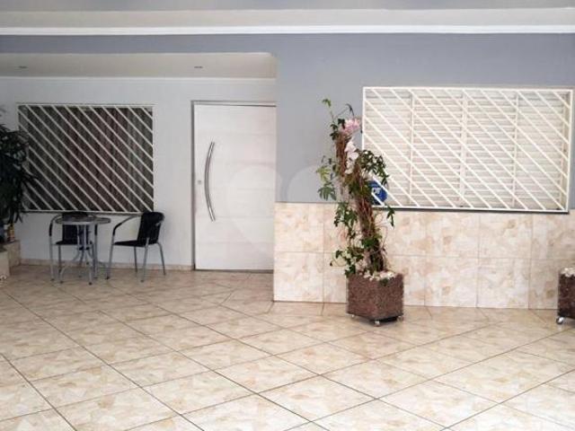 Sobrado com 4 quartos à venda em Jardim guairaca SP