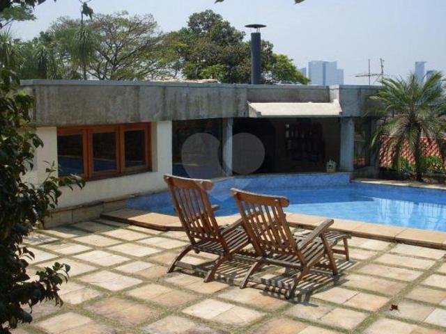 Sobrado com 4 quartos à venda em Jardim guedala SP
