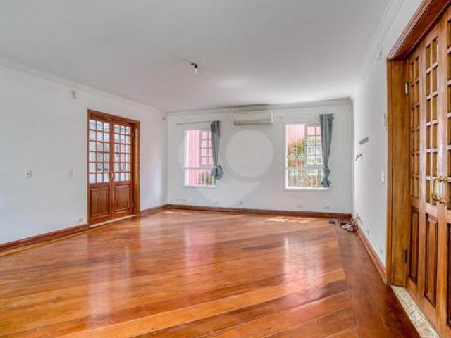 Sobrado com 4 quartos à venda em Jardim Dos Estados SP