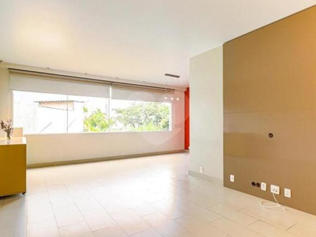 Sobrado com 4 quartos à venda em Jardim das bandeiras SP