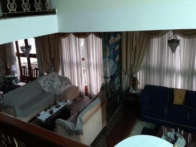 Sobrado com 4 quartos à venda em Jardim franca SP