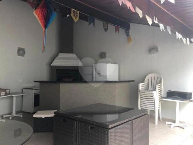 Sobrado com 4 quartos à venda em Jardim franca SP