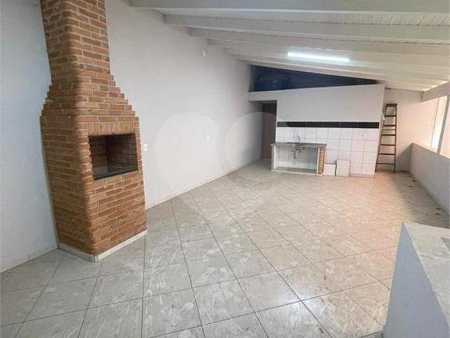 Sobrado com 4 quartos à venda em Jardim hubert SP