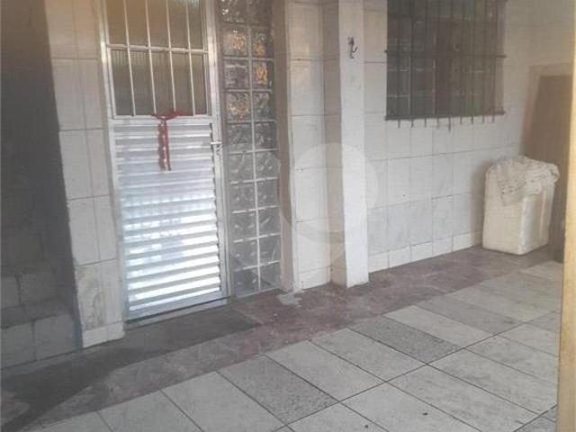 Sobrado com 4 quartos à venda em Jardim joana d&apos arc SP