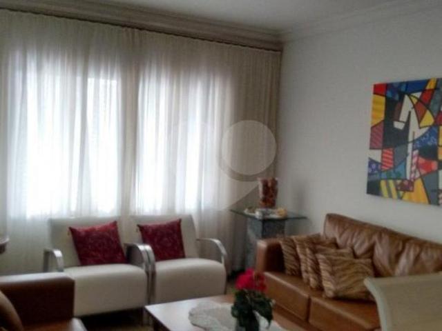 Sobrado com 4 quartos à venda em Jardim londrina SP