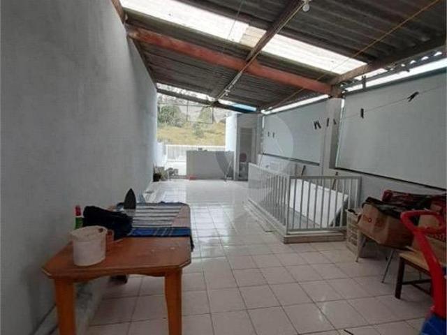 Sobrado com 4 quartos à venda em Jardim labitary SP