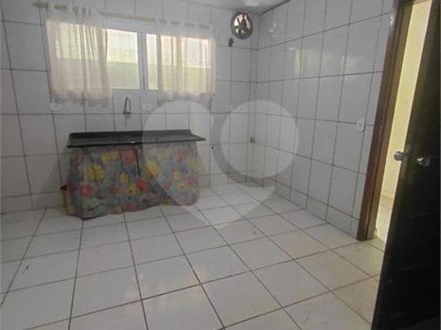 Sobrado com 4 quartos à venda em Jardim monte alegre SP