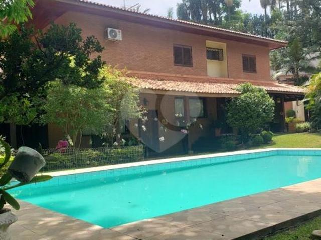 Sobrado com 4 quartos à venda em Jardim marajoara SP