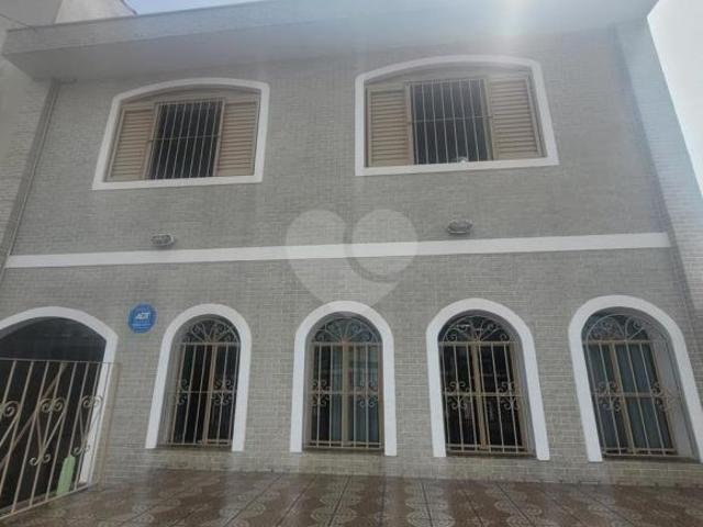 Sobrado com 4 quartos à venda em Jardim Neila SP
