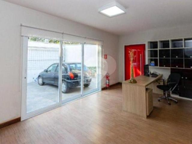 Sobrado com 4 quartos à venda em Jardim Petrópolis SP