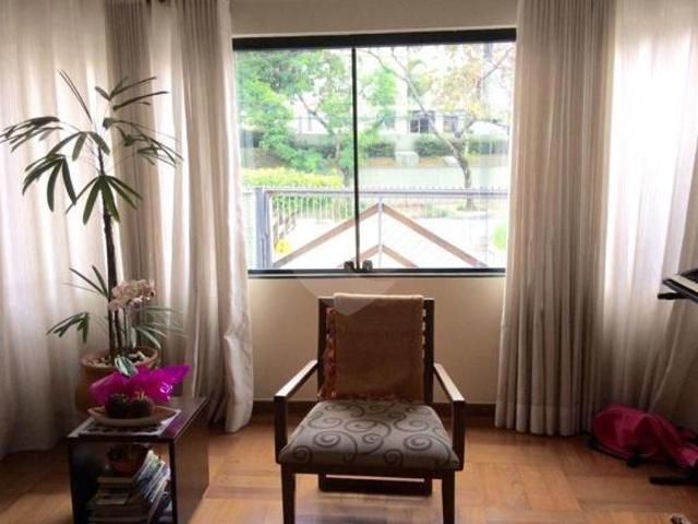 Sobrado com 4 quartos à venda em Jardim pinheiros SP