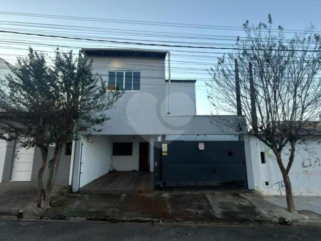 Sobrado com 4 quartos à venda em Jardim wanel ville v SP