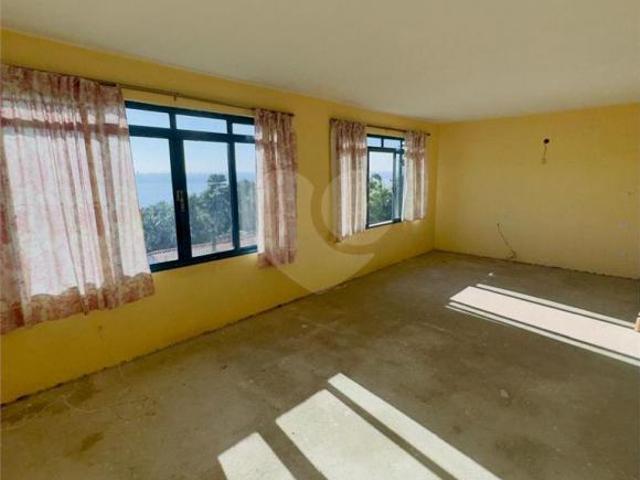 Sobrado com 4 quartos à venda em Jardim tamoio SP