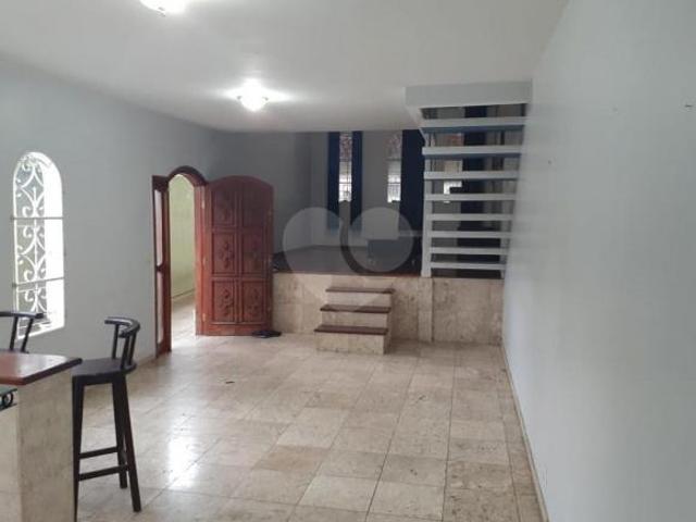 Sobrado com 4 quartos à venda em Jardim virginia bianca SP