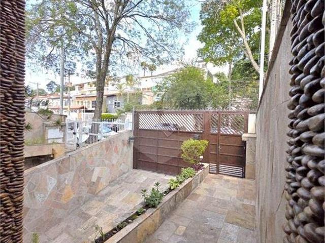 Sobrado com 4 quartos à venda em Jardim virginia bianca SP