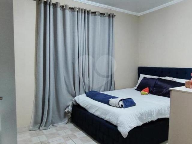 Sobrado com 4 quartos à venda em Parque maria luiza SP