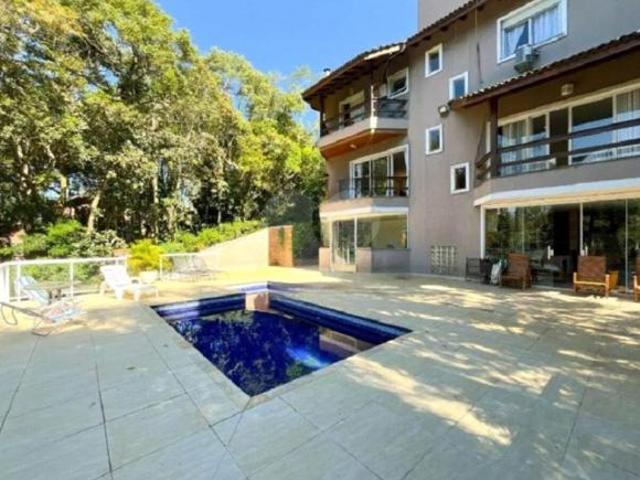 Sobrado com 4 quartos à venda em Roseira SP